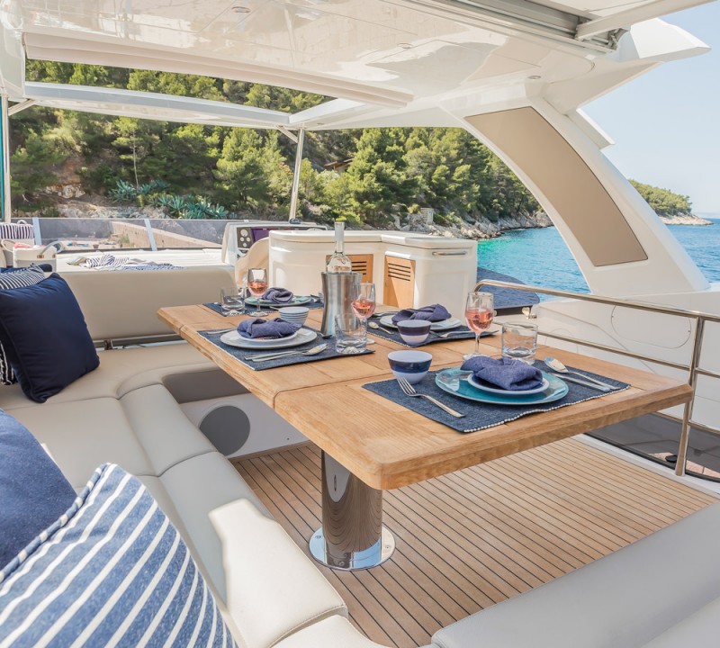 HUNKY DORY OF Yacht Charter Details, Sunseeker | CHARTERWORLD Luxury ...